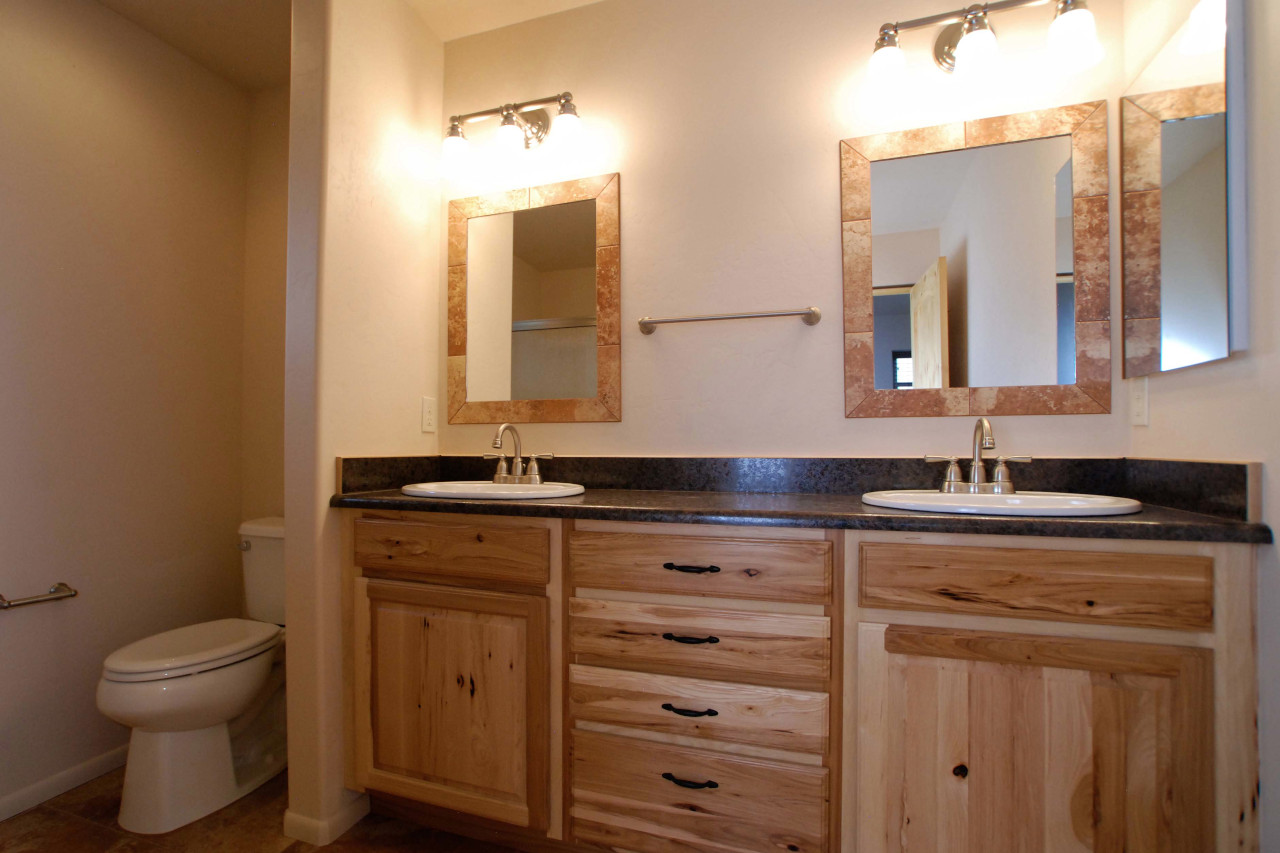 STANDARD HOME INTERIORS - Colorado Dream Homes, Inc.